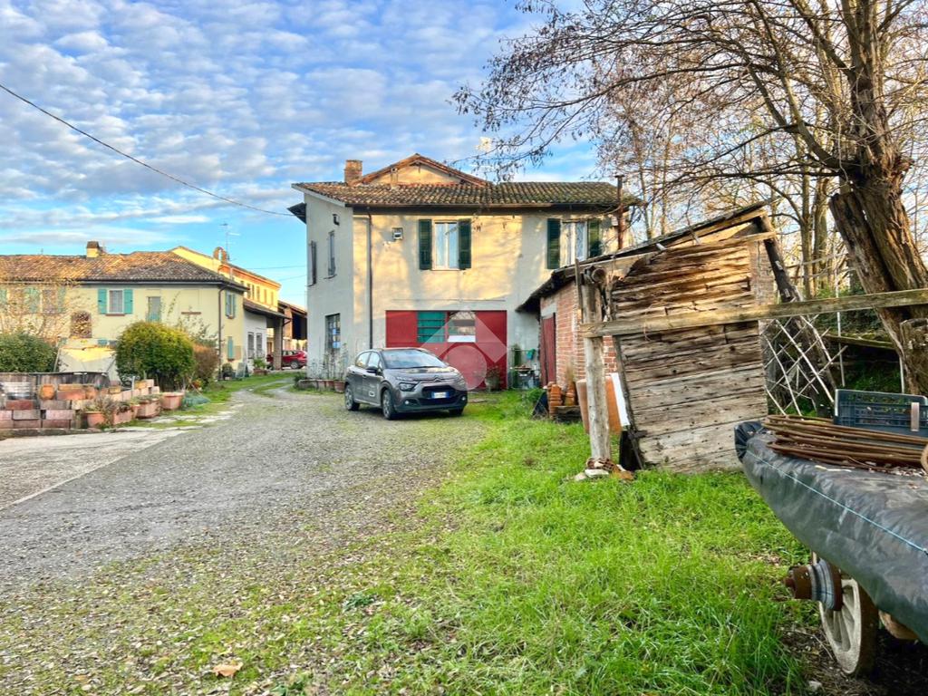 Casa semindipendente in vendita a Broni - Pavia. € 95.000, 138 Mq ...