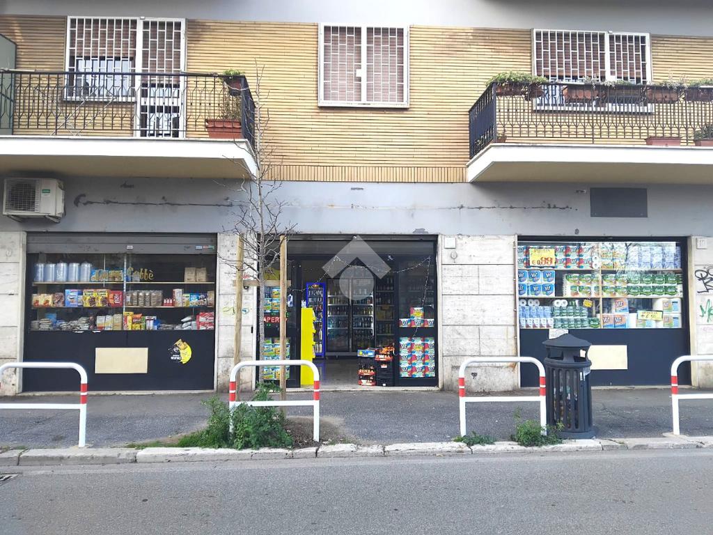 Negozio in vendita a Roma, Portuense Vigna Pia - Roma. € 170.000, 70 Mq ...