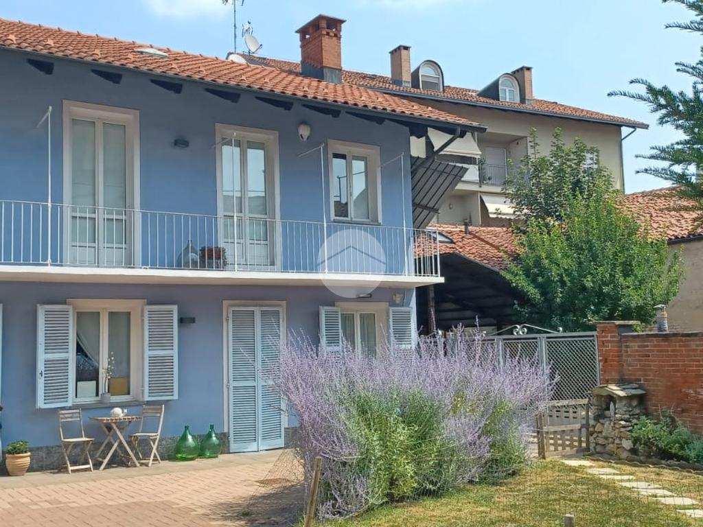 Casa semindipendente in vendita a Carignano, Carignano Centro - Torino ...